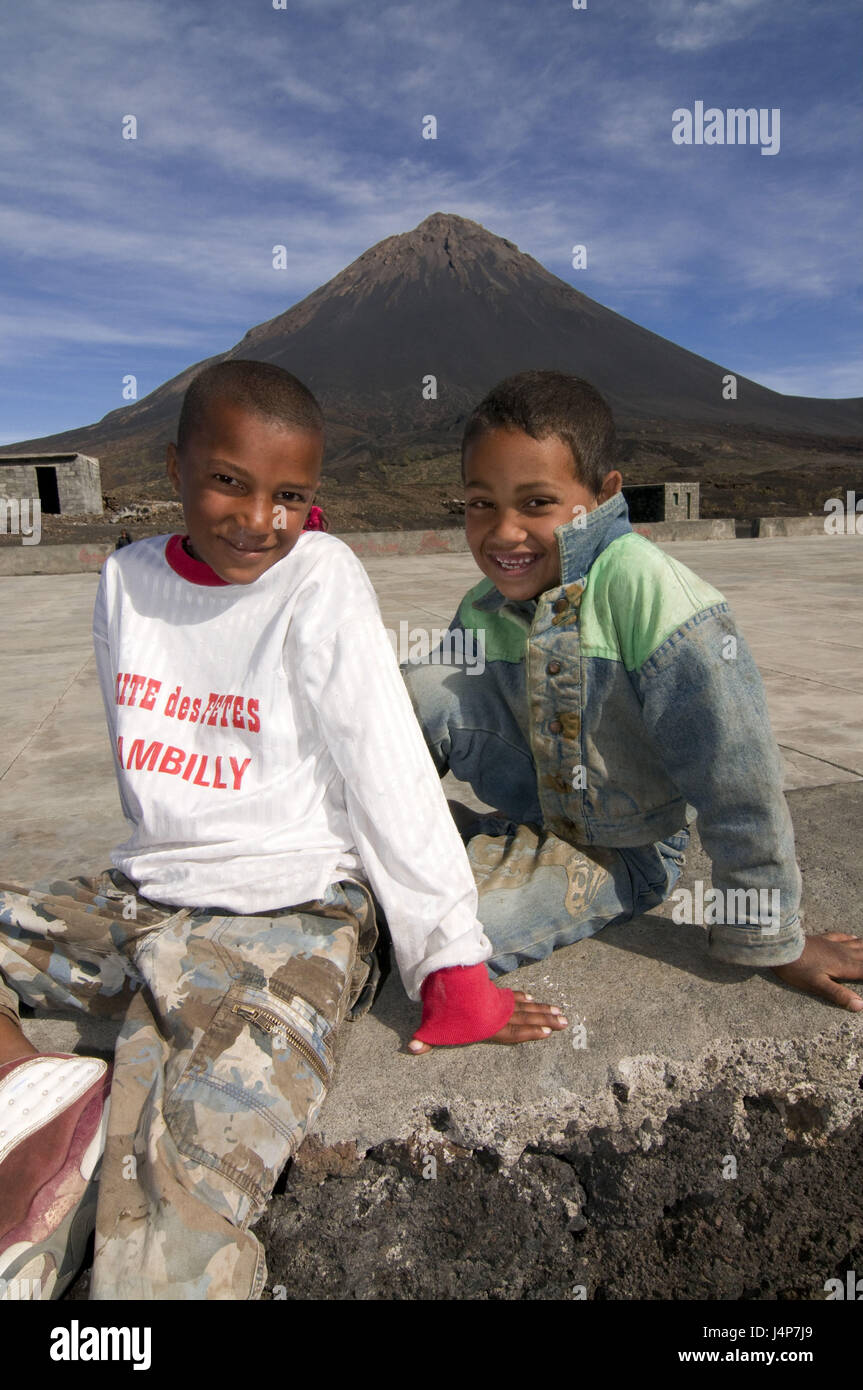 Boys, two, happily, volcano, Pico Th Fogo, Fogo, Kapverden Stock Photo ...