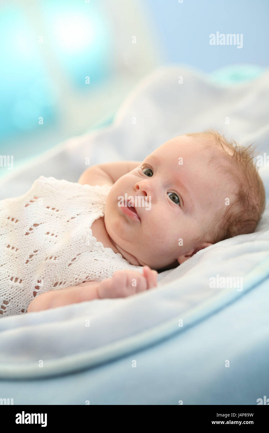 Baby, 3 months, lie, at the side, portrait, model released, people ...
