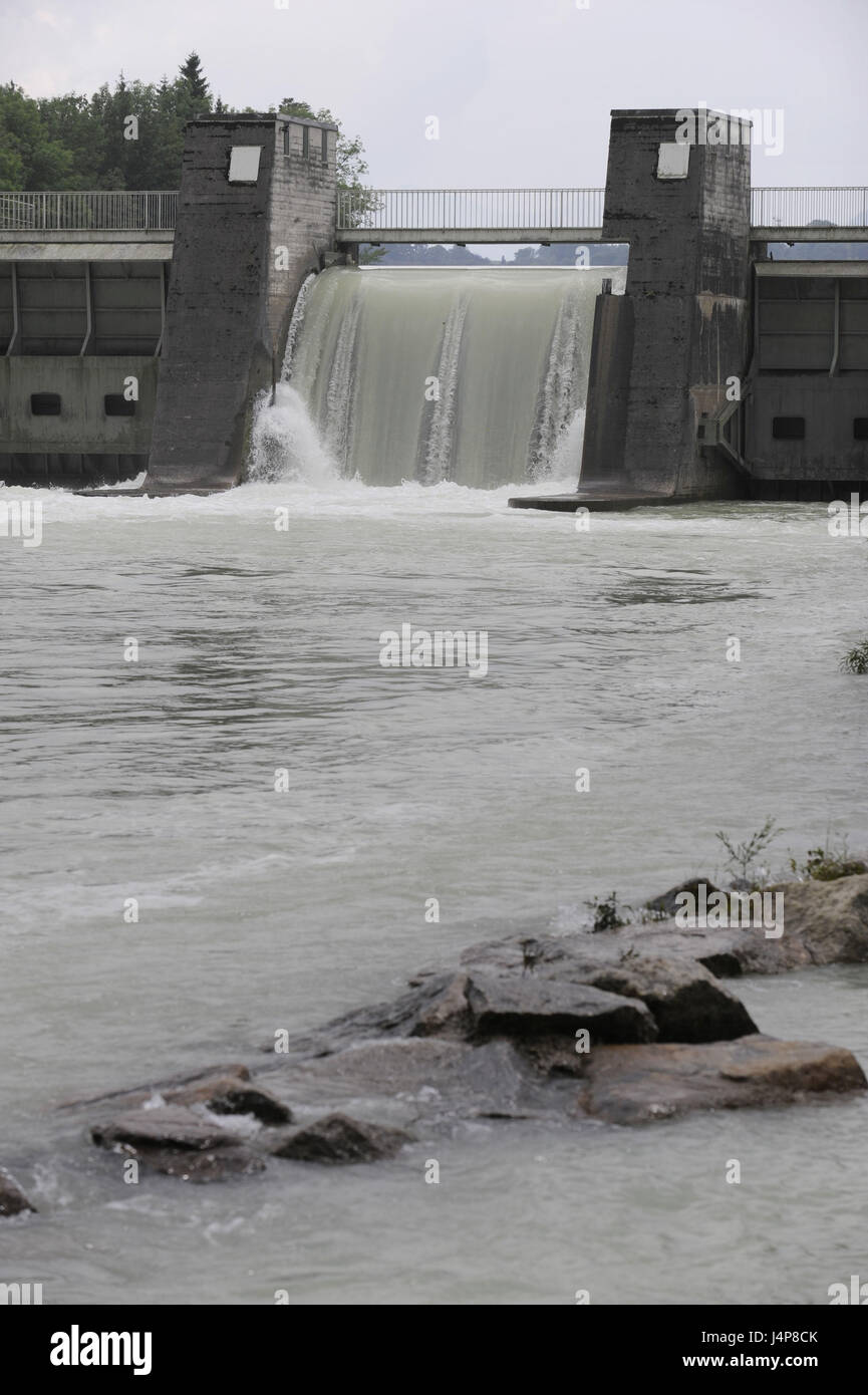 Hydroelectric power plant to the current production on the Isar with ...