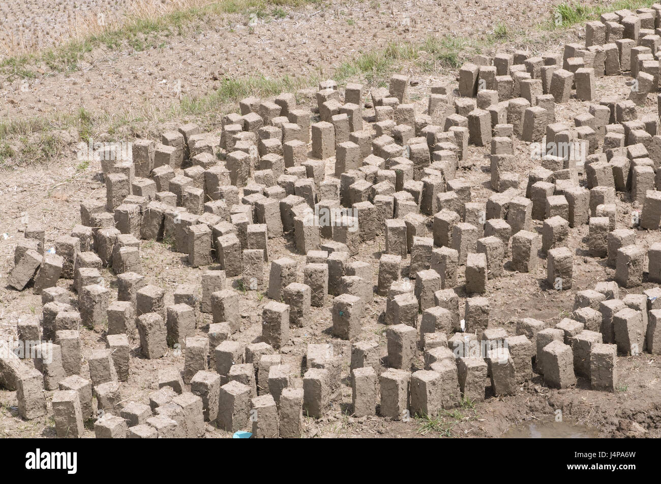 Clay bricks hi-res stock photography and images - Alamy