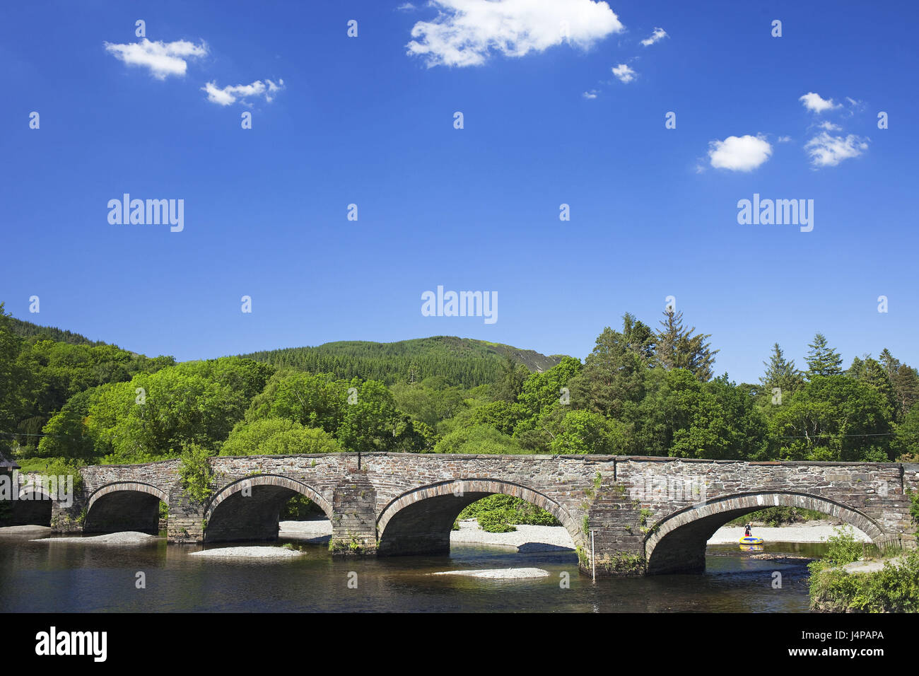 Wales, Gwynedd, Snowdonia national park, river, stone bridge Stock ...