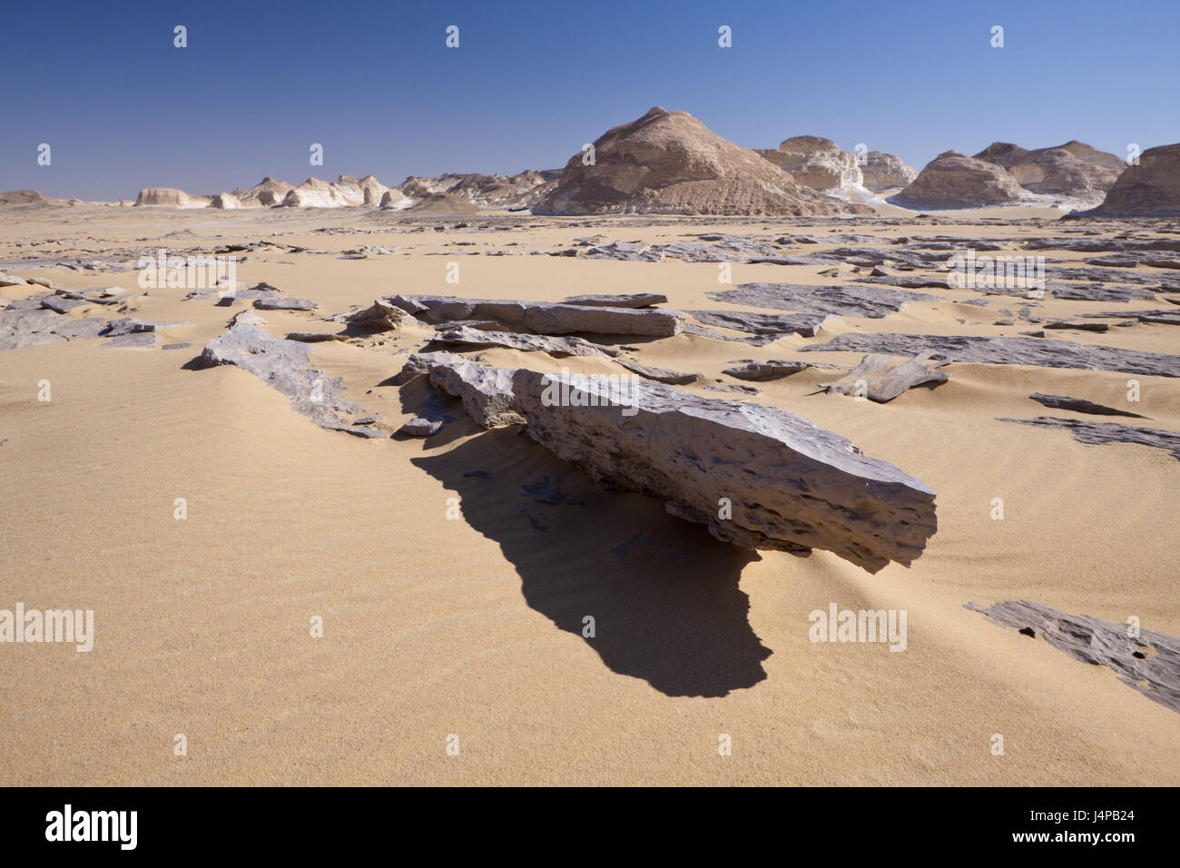 White desert national park egypt hi-res stock photography and images - Alamy