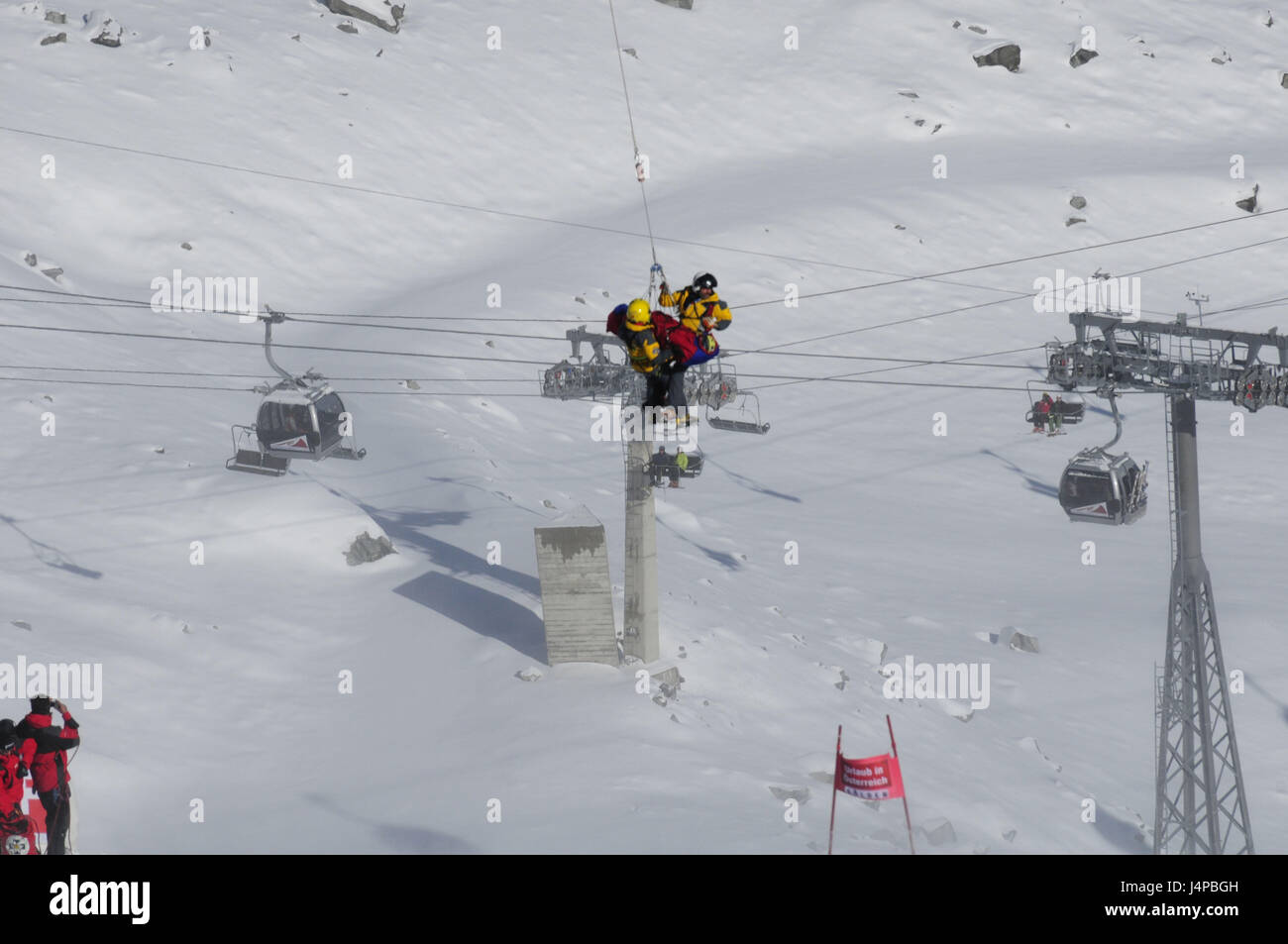 First aid area hi-res stock photography and images - Alamy