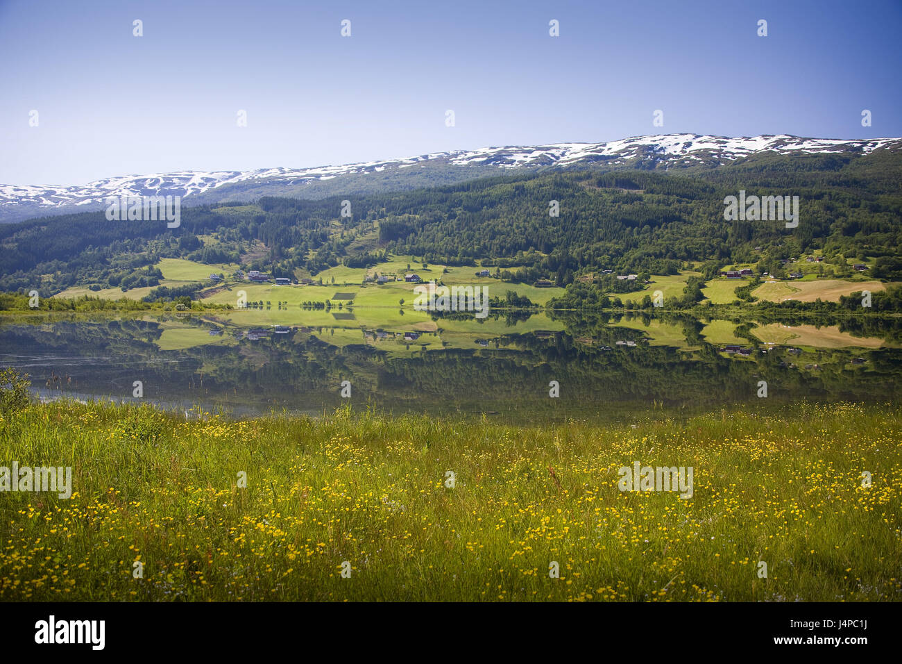 Vangsvatnet lake norway hi-res stock photography and images - Alamy
