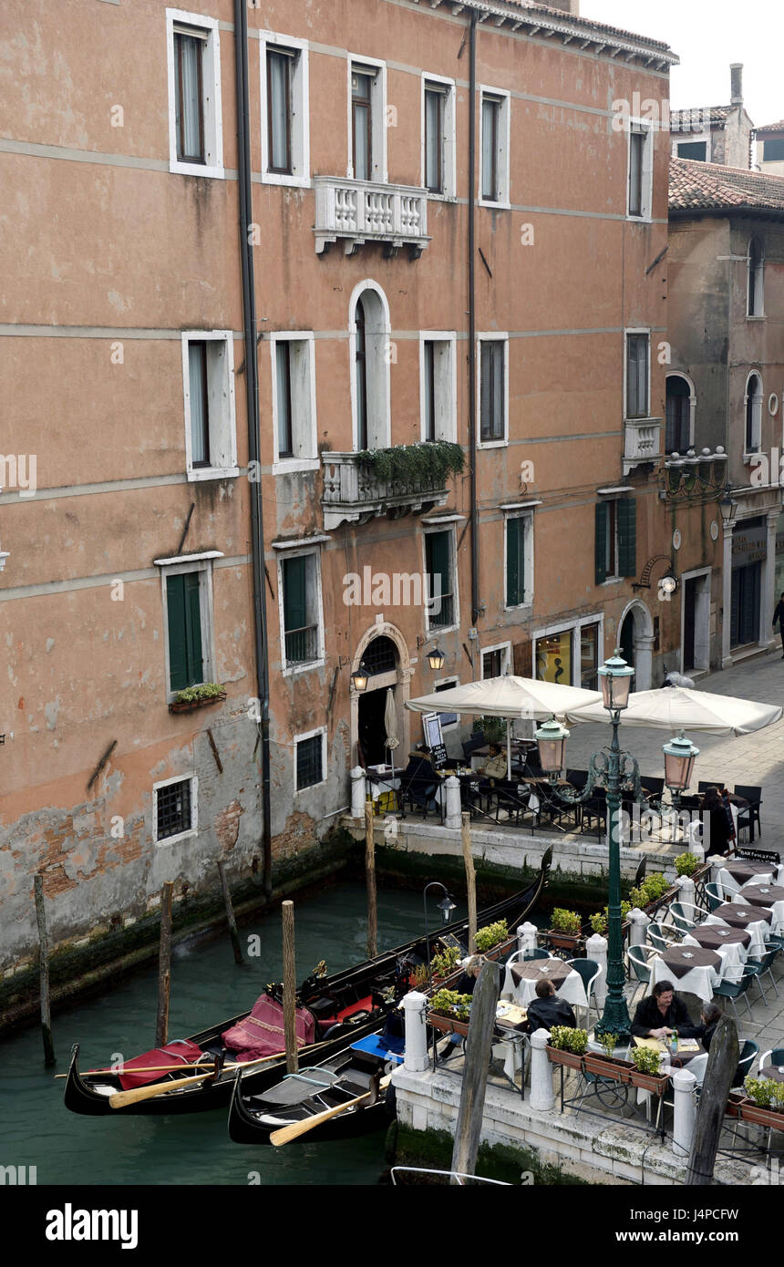 Italy venice street cafe hi-res stock photography and images - Alamy