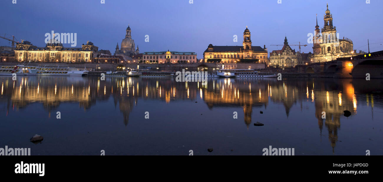 Dresden old town night hi-res stock photography and images - Alamy