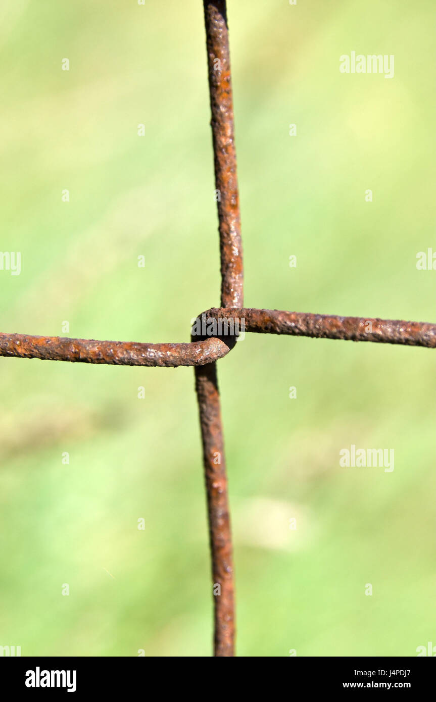 Rusty mesh hi-res stock photography and images - Alamy