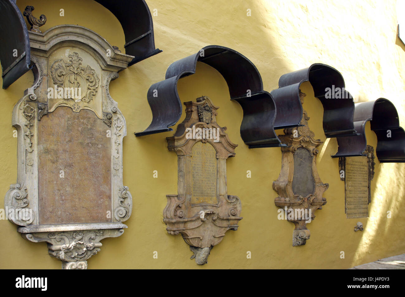 Germany, Regensburg, baroque tombs, inner courtyard, Trinity church ...