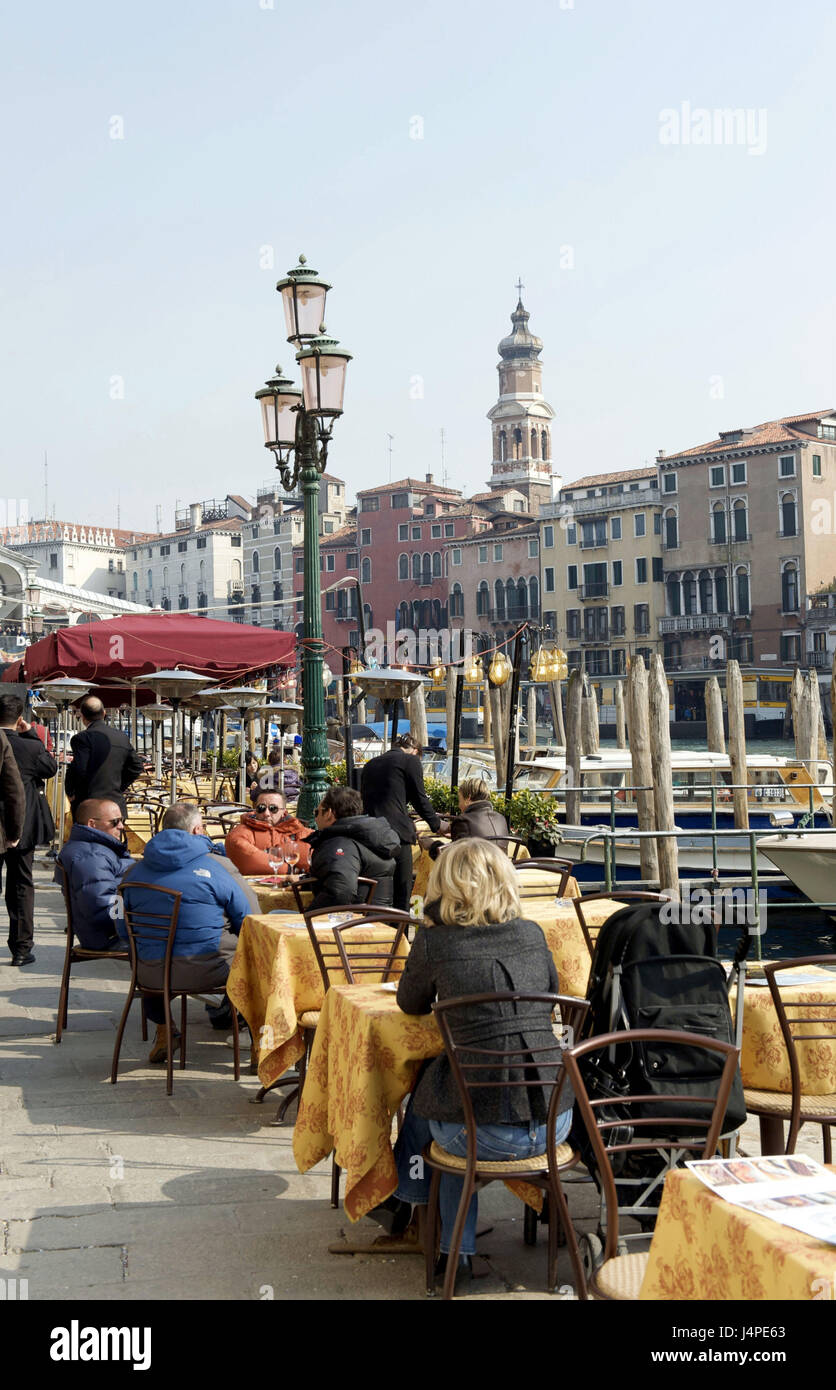Italy venice street cafe hi-res stock photography and images - Alamy