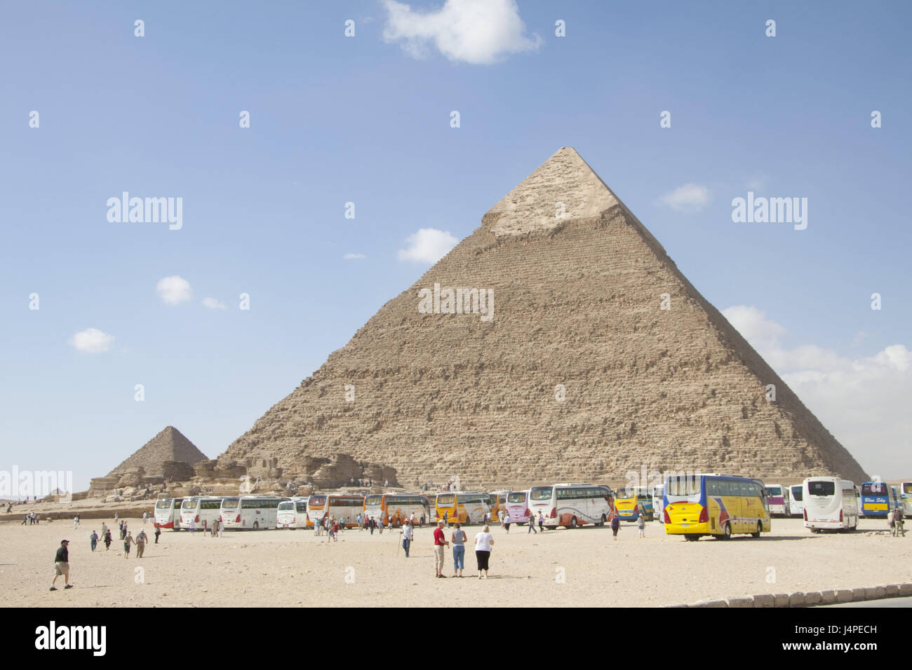 Egypt, pyramids of Gizeh, tour buses, tourists, people, pyramids ...