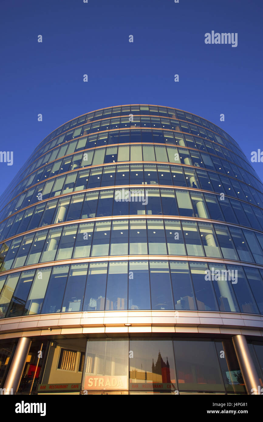 London architecture office front hi-res stock photography and images ...