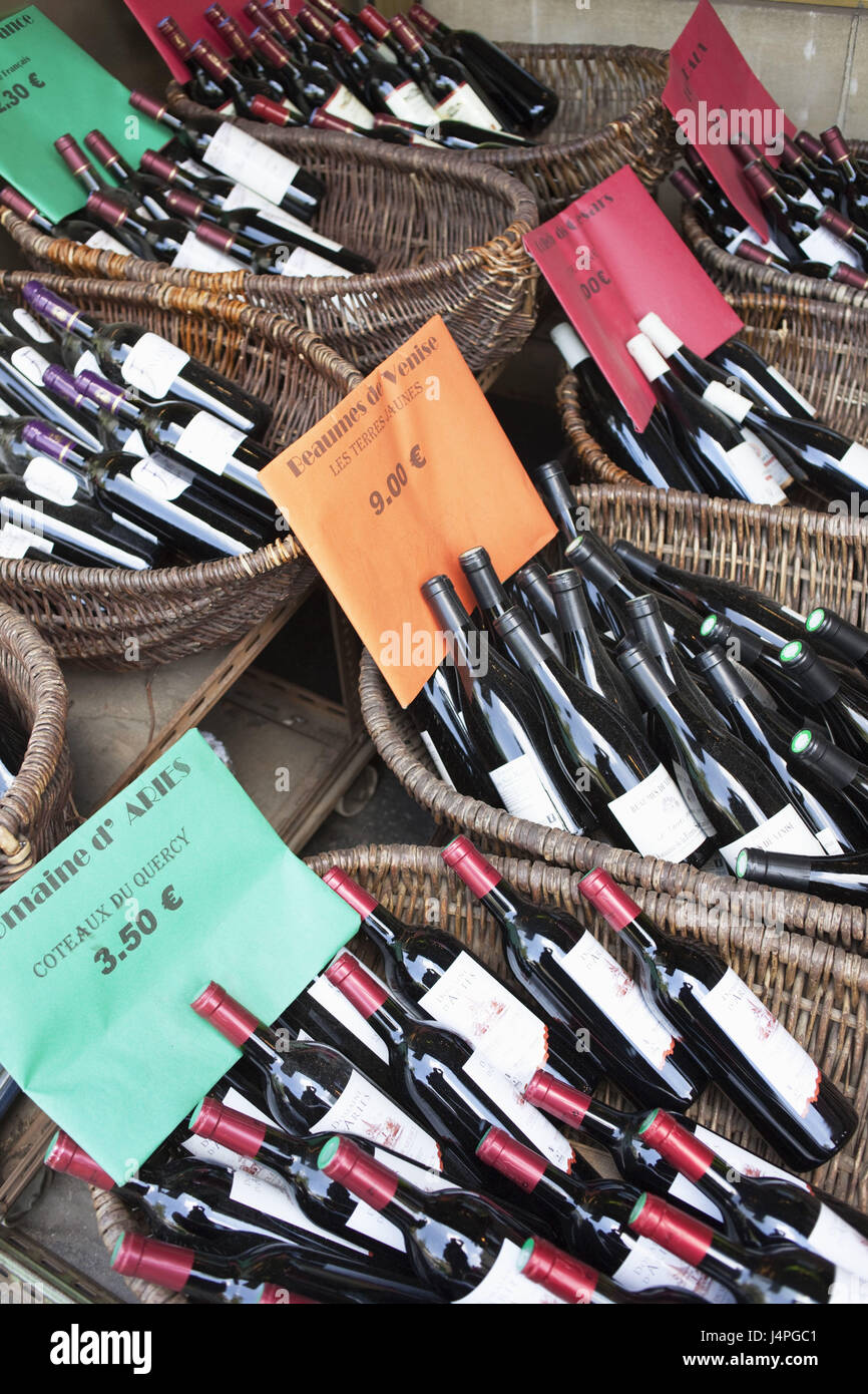 Market stall signs hi-res stock photography and images - Alamy