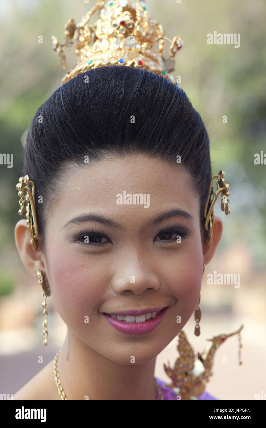 Temple dancer thai hi-res stock photography and images - Alamy