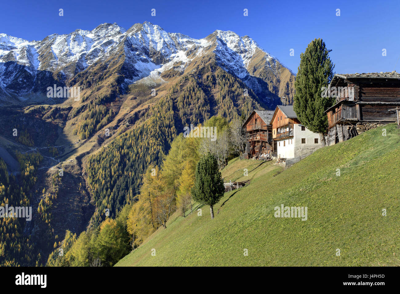 Valley of farms hi-res stock photography and images - Alamy