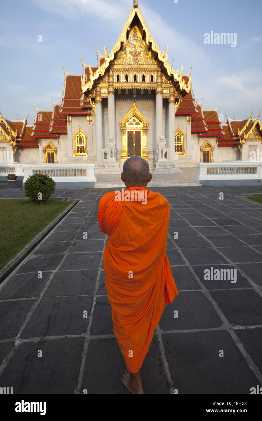 Thailand, Bangkok, Marble Temple, Wat Benchamabophit, monk, back view ...