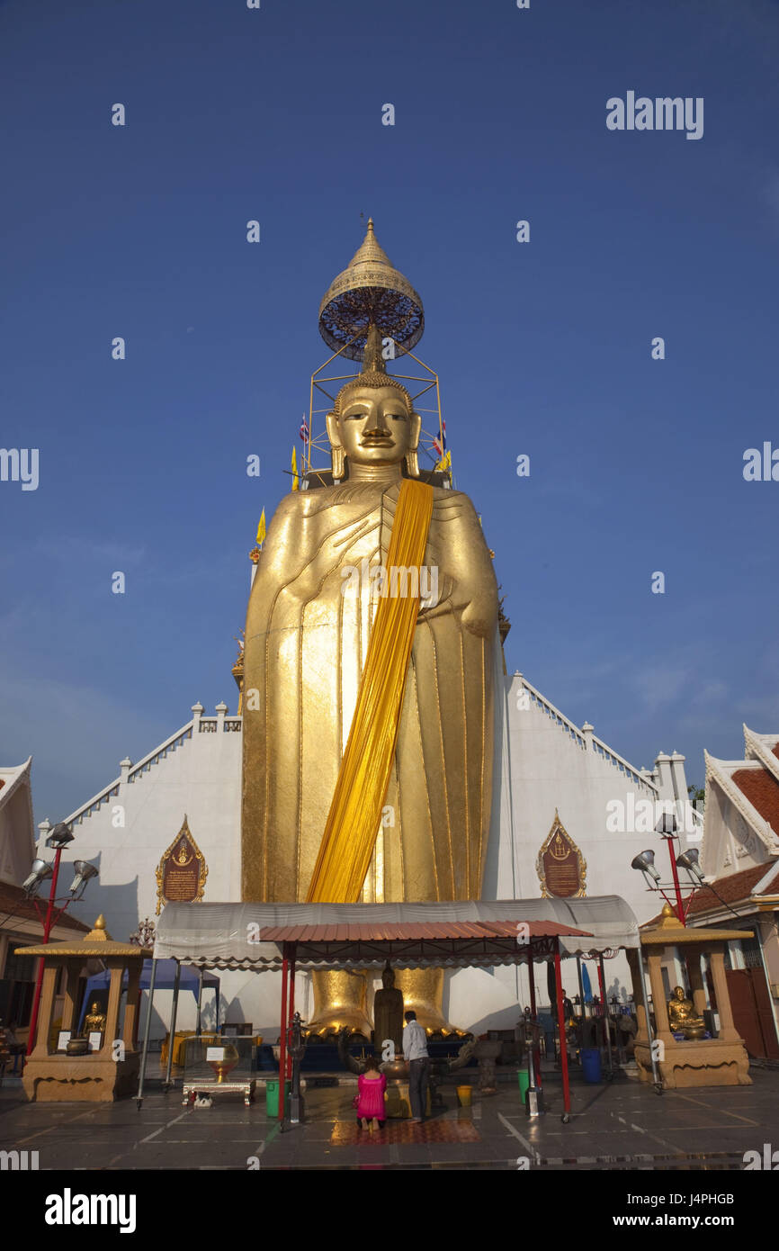 Bangkok buddha statue hi-res stock photography and images - Alamy