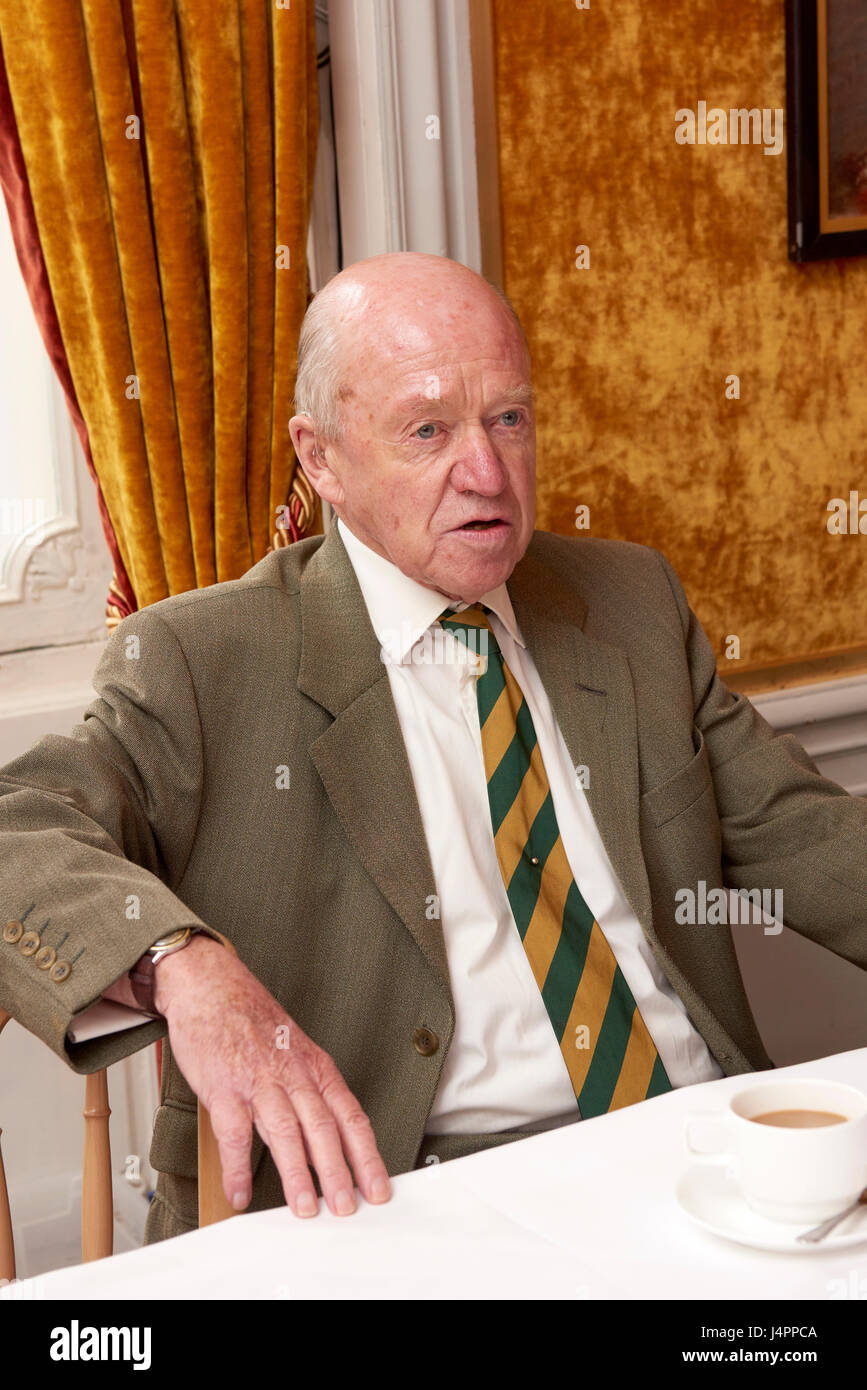 Edward Enfield at the Oldie Literary Lunch 09-05-17 Stock Photo - Alamy
