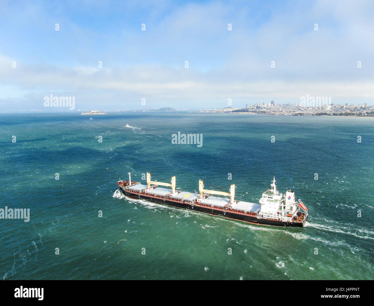 Large shipping cargo vessel san francisco bay hi-res stock photography ...