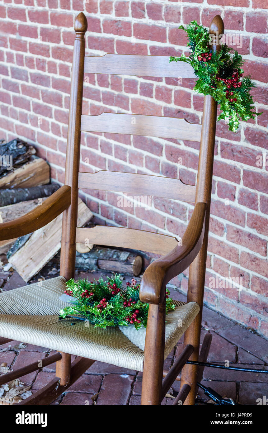 Holly decorations hi-res stock photography and images - Alamy