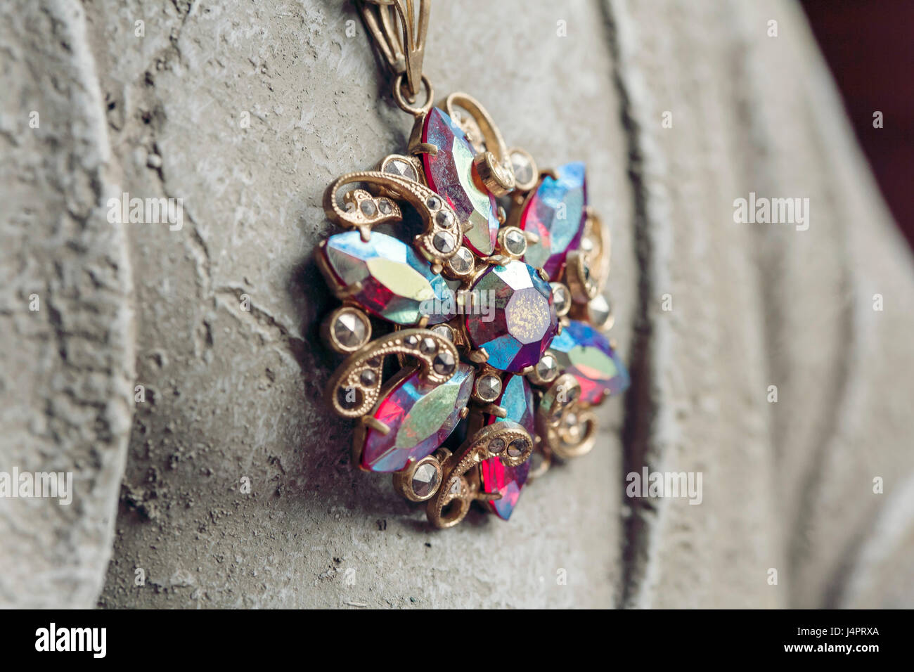 Antique pendant necklace hi-res stock photography and images - Alamy