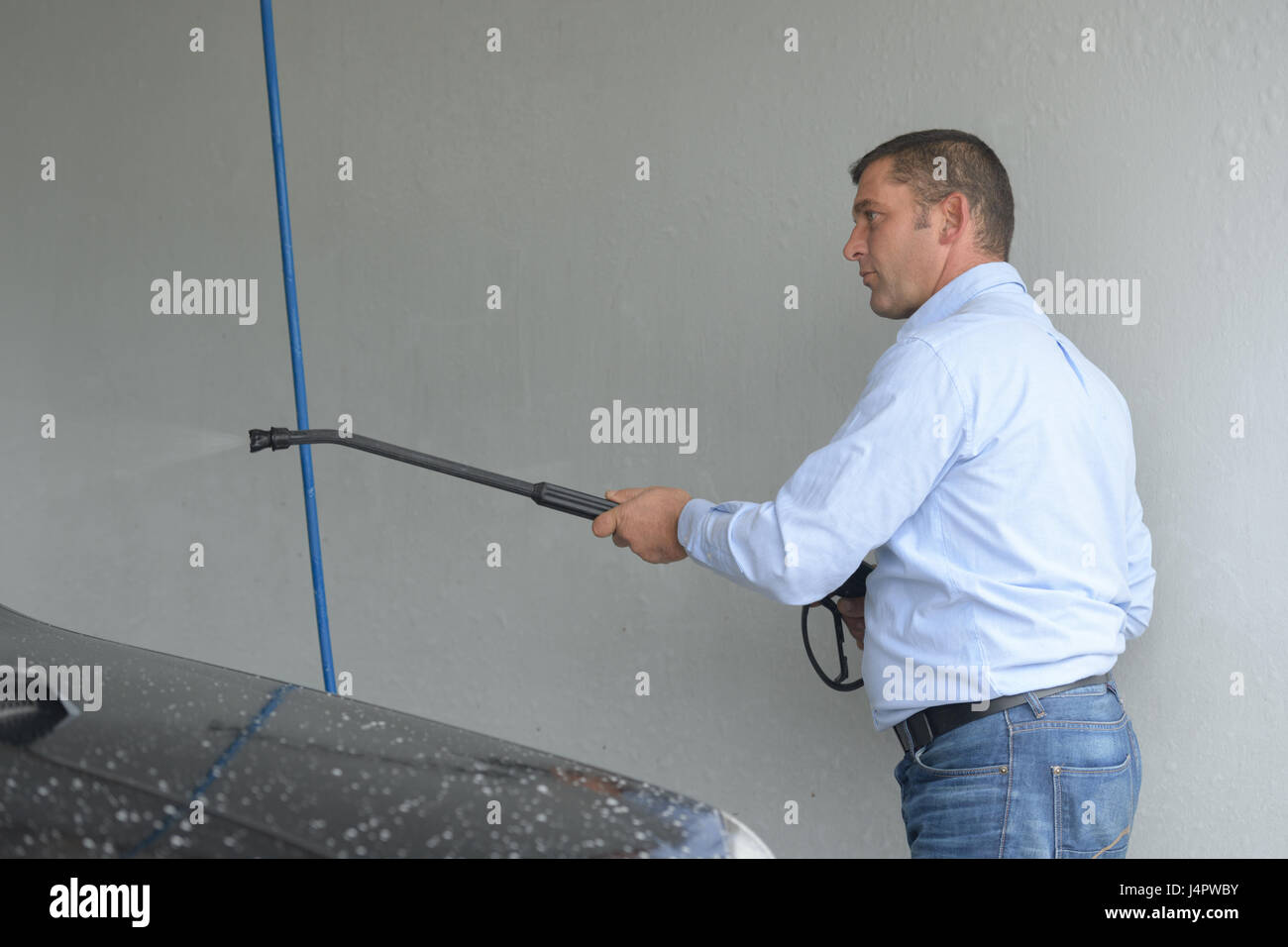 Using power washer hi-res stock photography and images - Alamy
