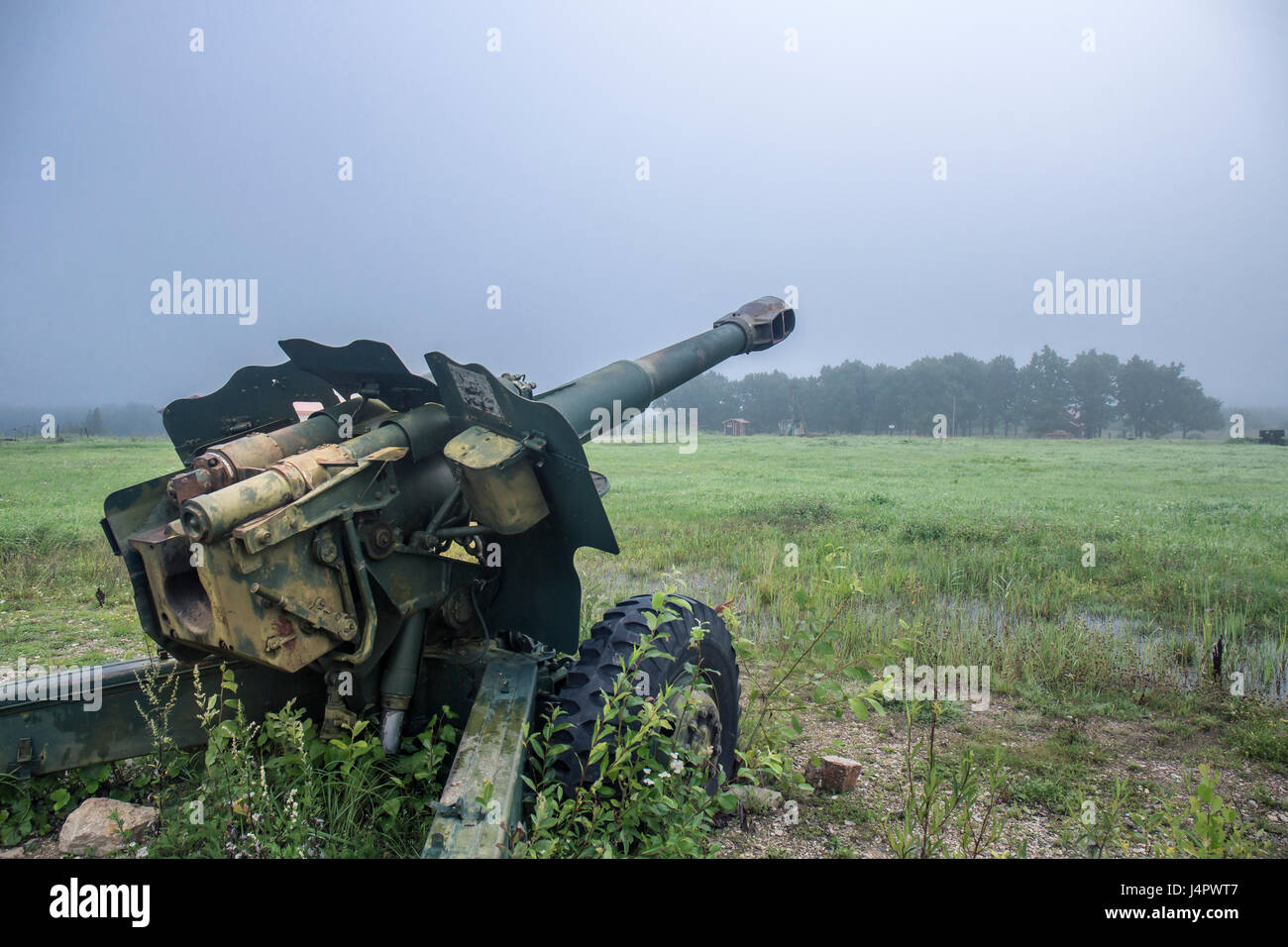 World war two soviet military cannon on position Stock Photo - Alamy