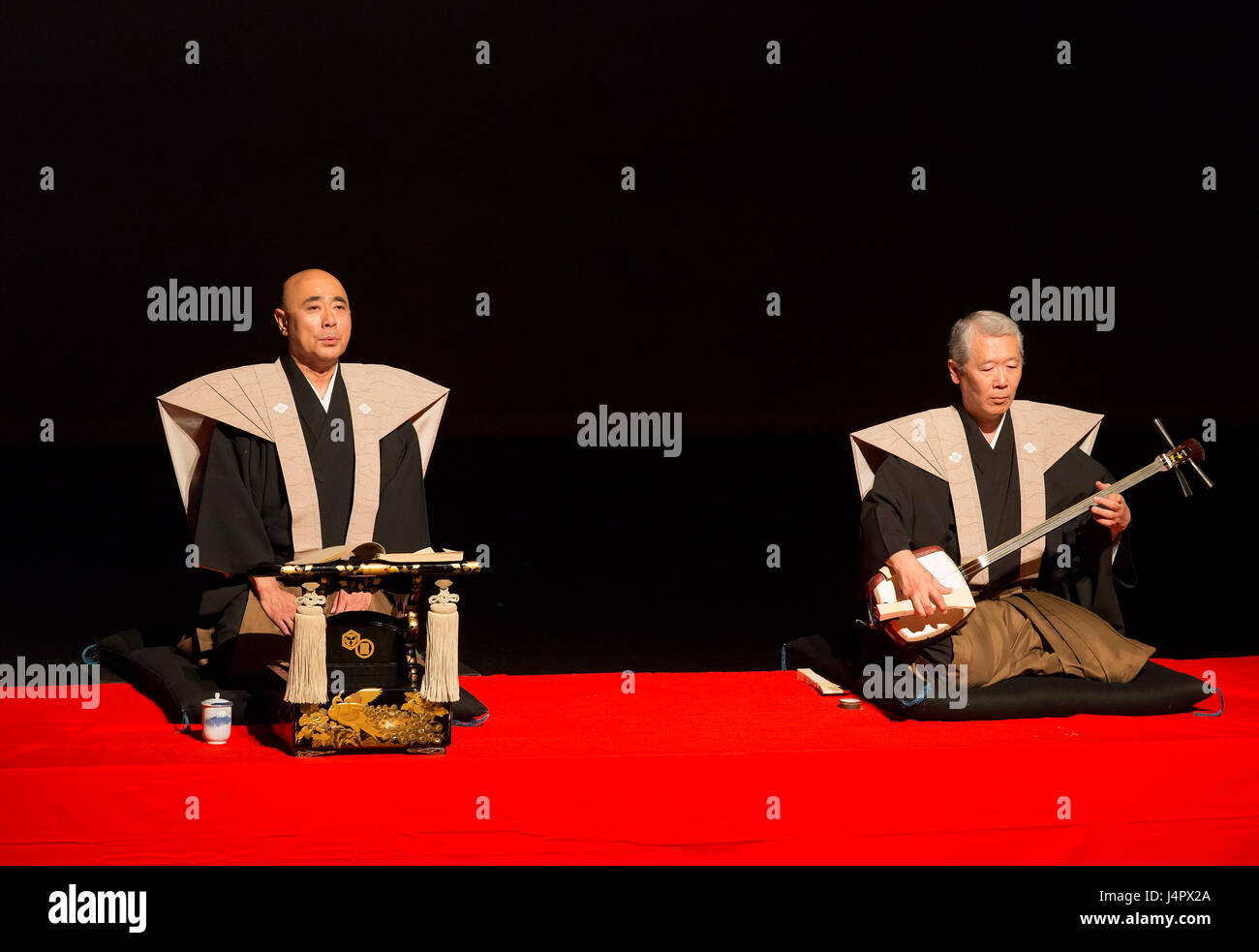 Kabuki dance hi-res stock photography and images - Alamy