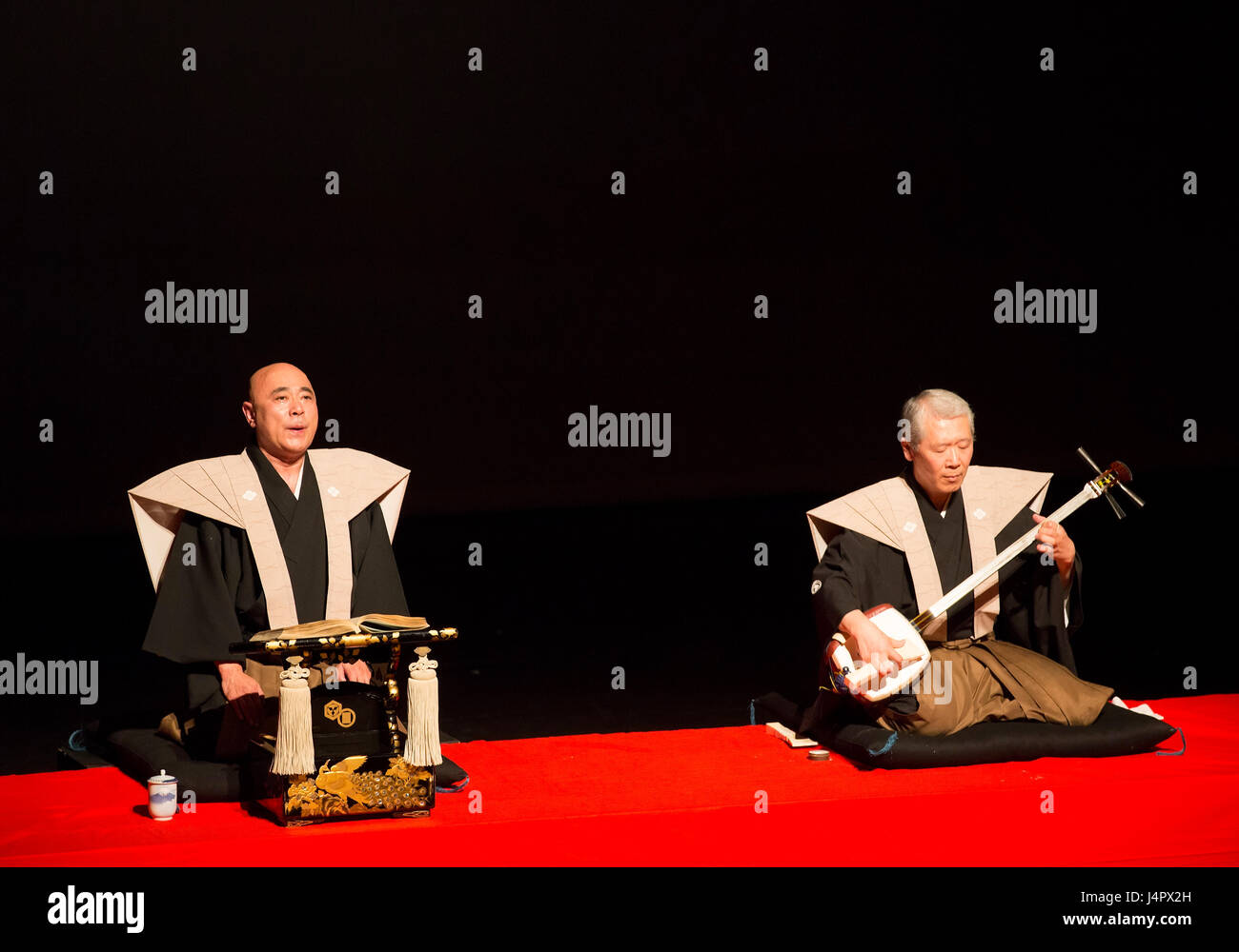 Kabuki dance hi-res stock photography and images - Alamy