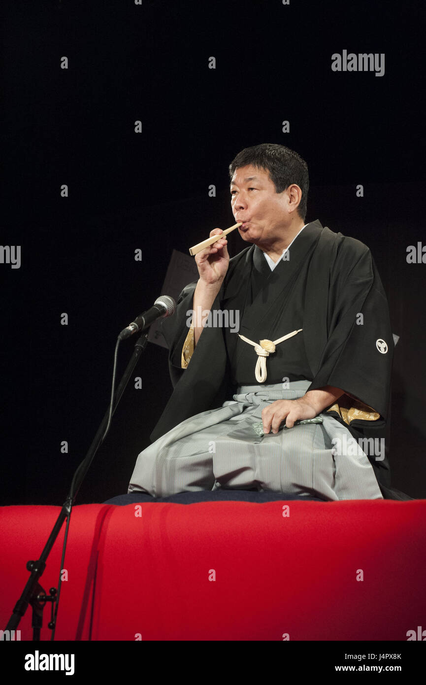 Yanagiaya Sankyo rakugo performer presents the traditional storytelling ...