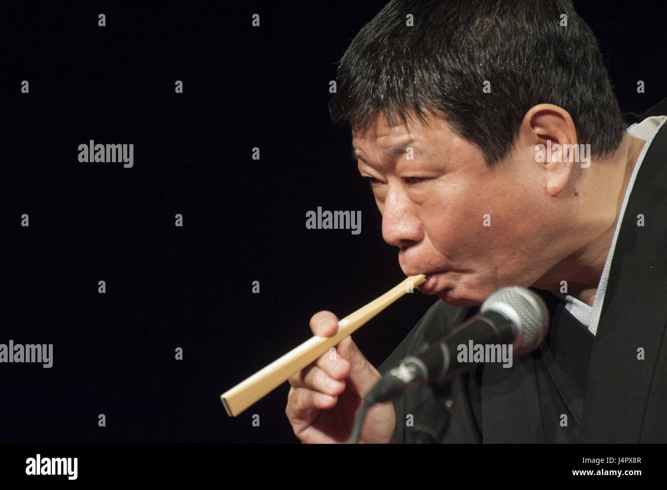 Yanagiaya Sankyo rakugo performer presents the traditional storytelling ...