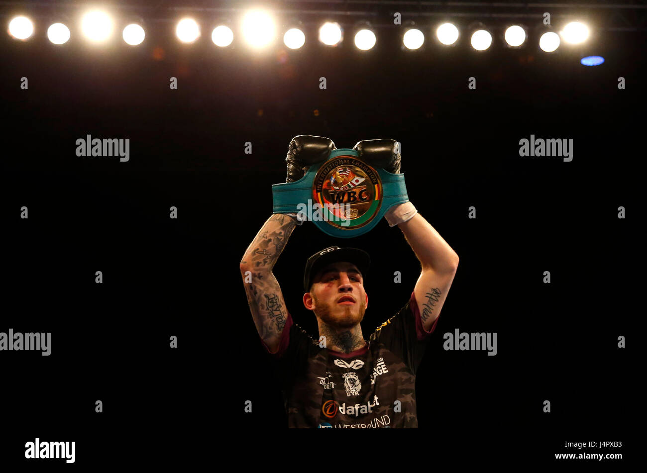 Sam Eggington celebrates beating Ceferino Rodriguez during their ...