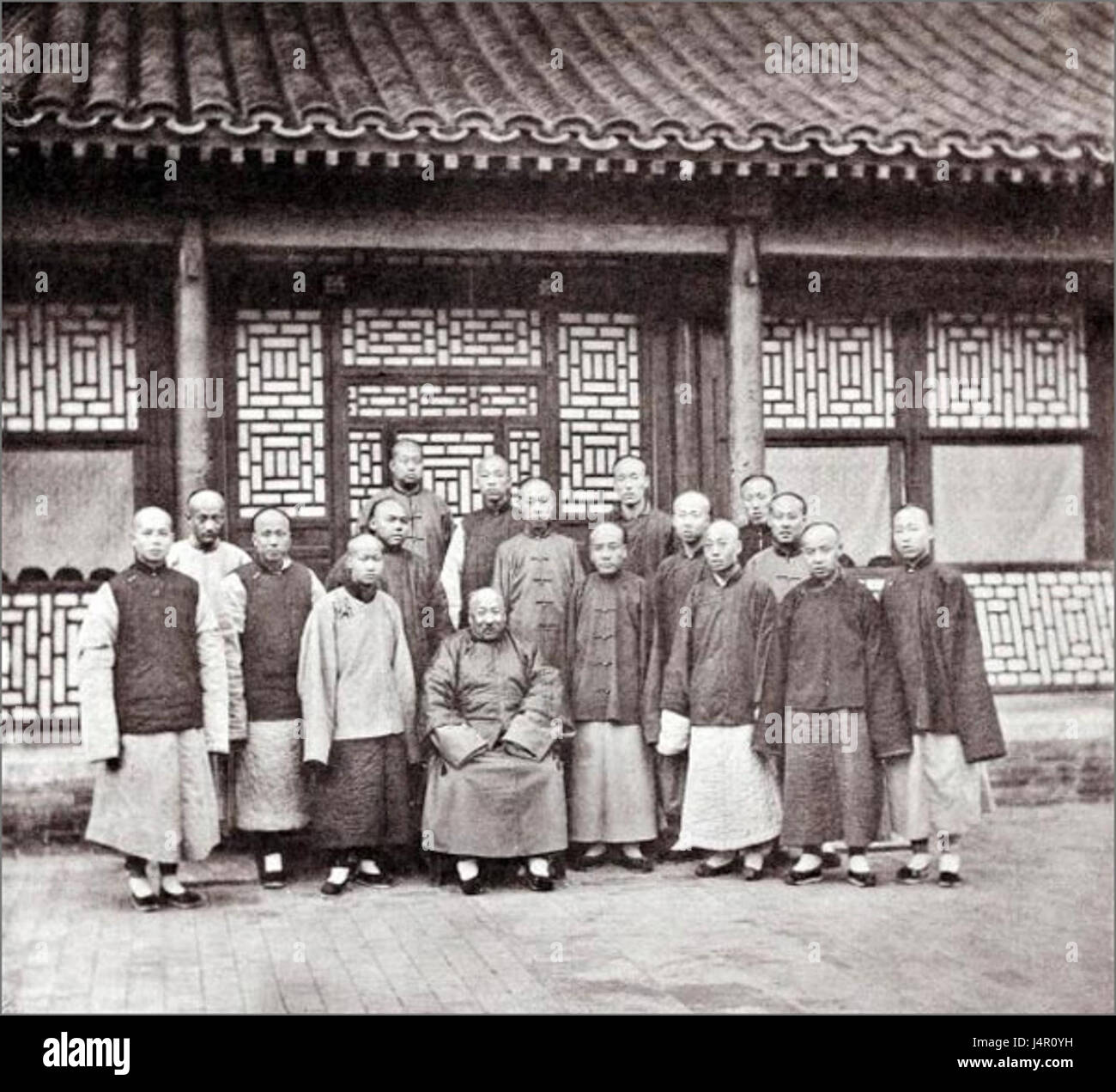 Zongliyamen refers to a gate in Beijing, China, that was an important ...