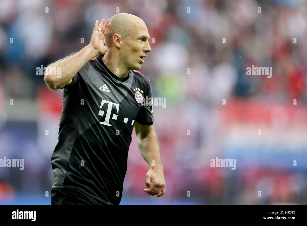 Leipzig, Germany. 13th May, 2017. Bayern's Arjen Robben celebrates his ...