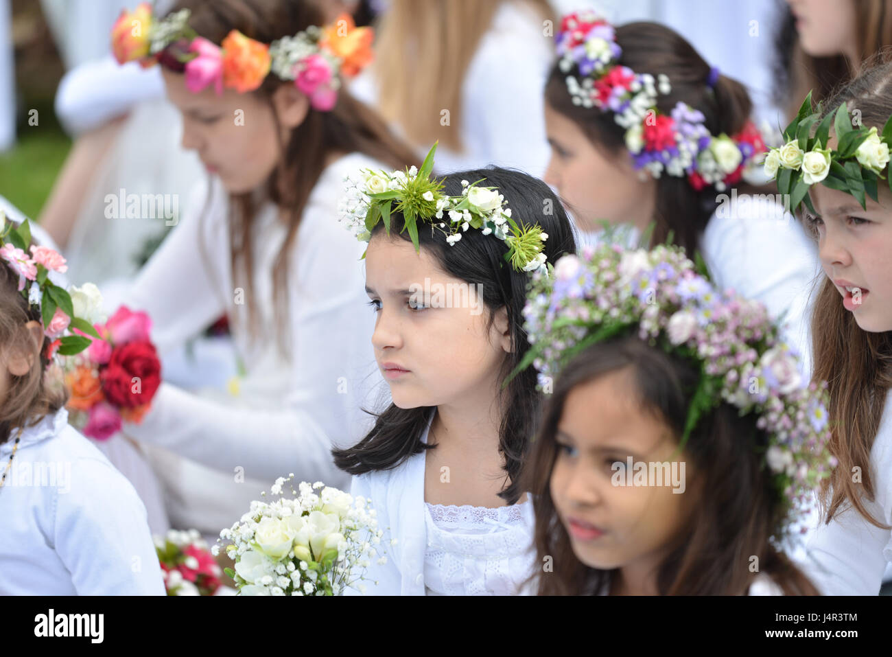 Brentham Garden Suburb, London, UK. 13th May 2017. May Day celebrated ...