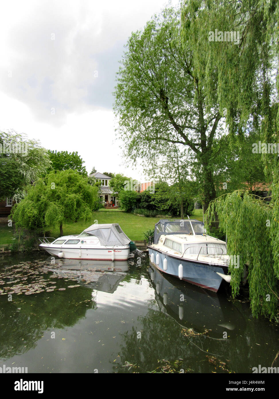 Great barford bedfordshire hi-res stock photography and images - Alamy