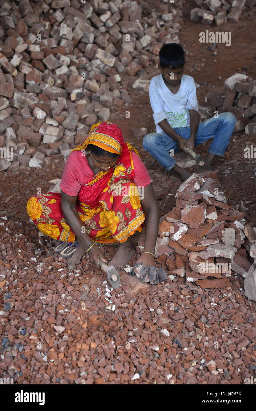 Woman breaking bricks hi-res stock photography and images - Alamy