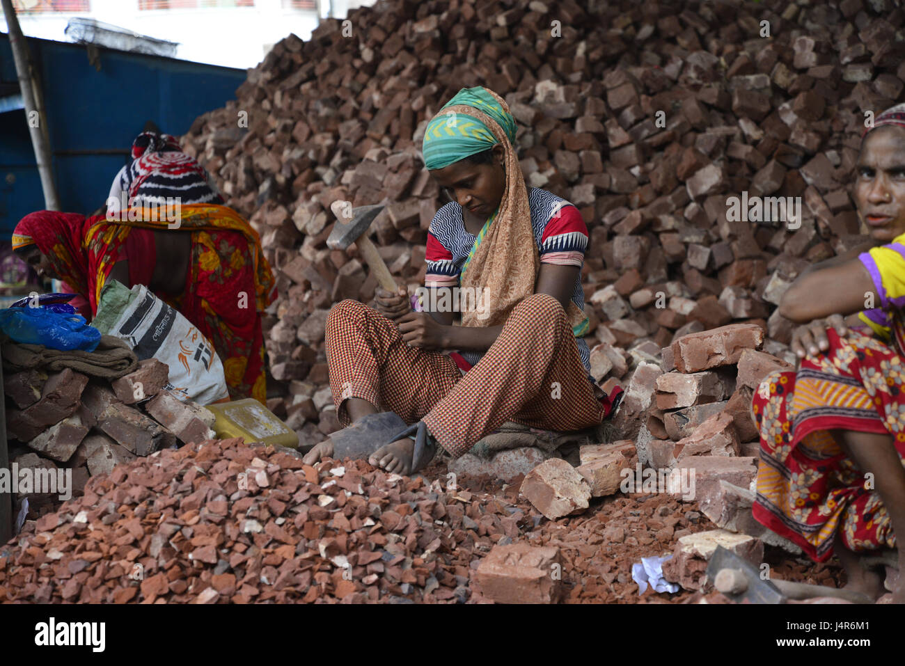 Woman breaking bricks hi-res stock photography and images - Alamy