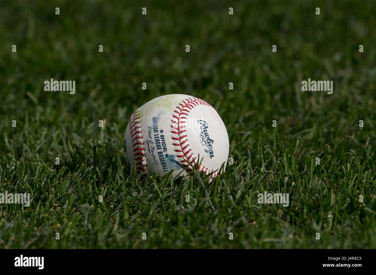 Milwaukee, WI, USA. 13th May, 2017. Major League baseball prior to the ...