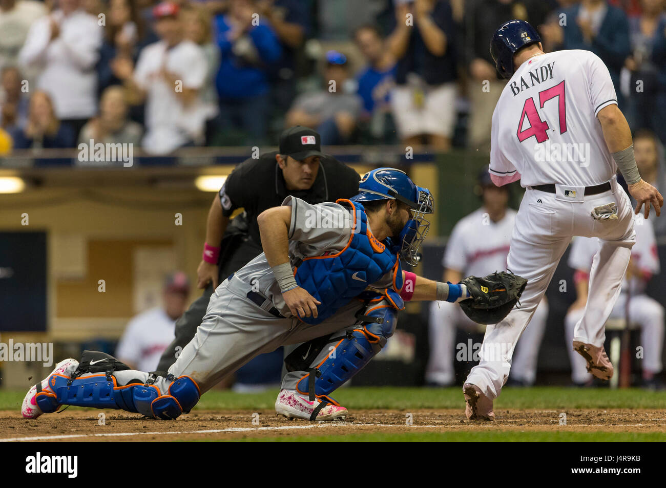Milwaukee, WI, USA. 13th May, 2017. Milwaukee Brewers catcher Jett ...