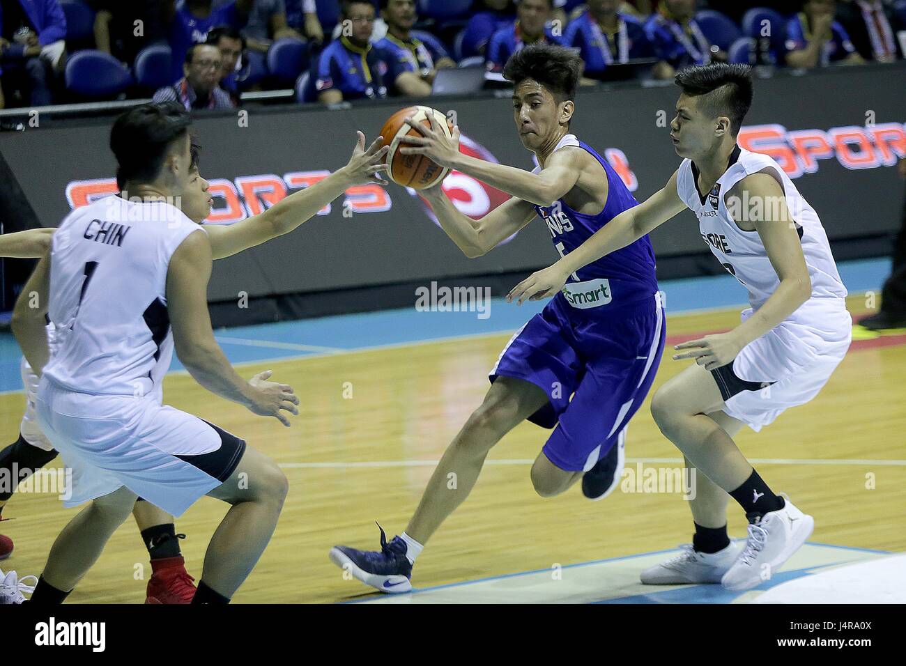 Quezon City, Philippines. 14th May, 2017. Rafael Go (C) of the ...
