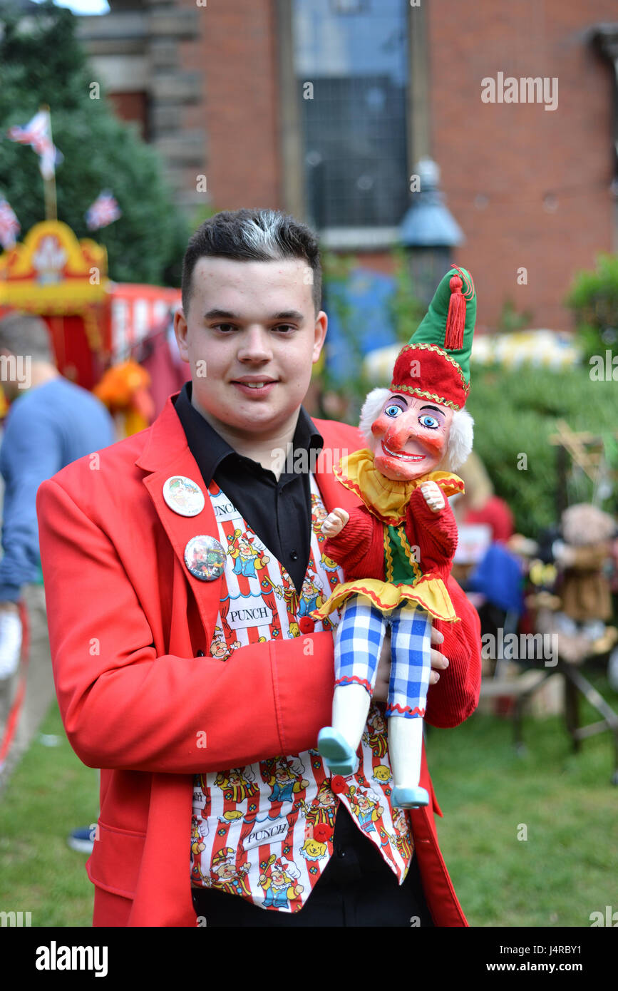 Covent Garden, London, UK. 14th May 2017. The annual Covent Garden May ...