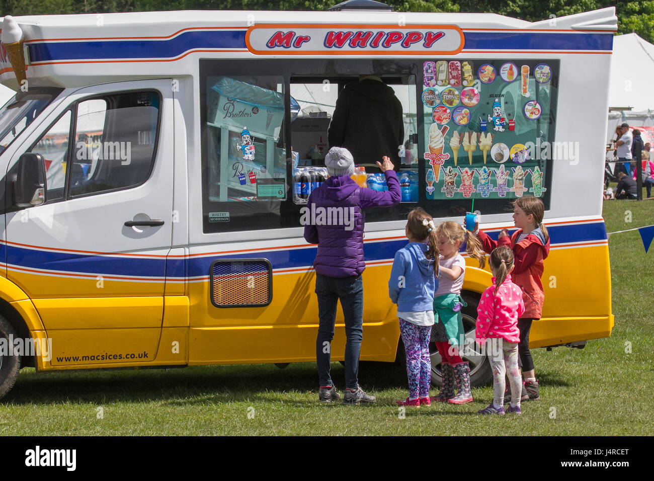 people queue queuing ice cream truck van sell seller vendor ice lolly ...