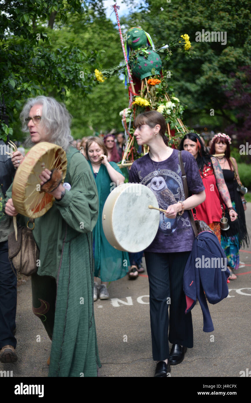 Pagans hi-res stock photography and images - Alamy
