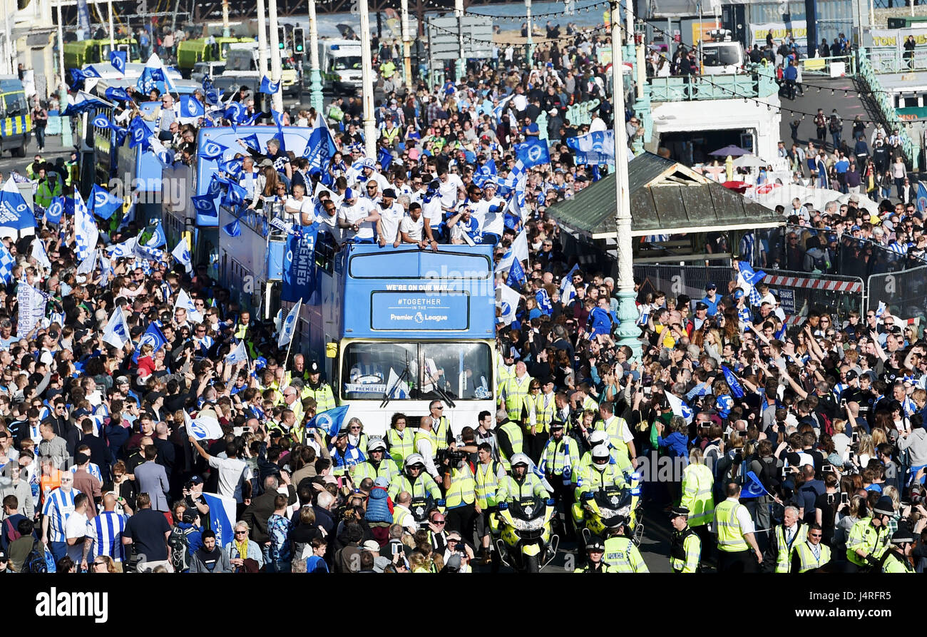 Brighton football team hi-res stock photography and images - Alamy