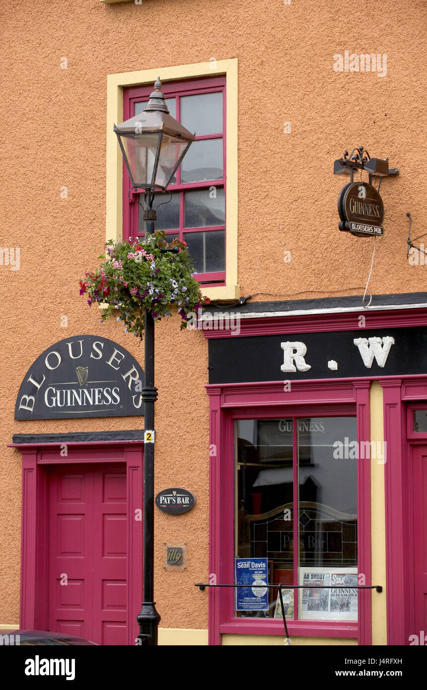Irish pub county mayo hi-res stock photography and images - Alamy