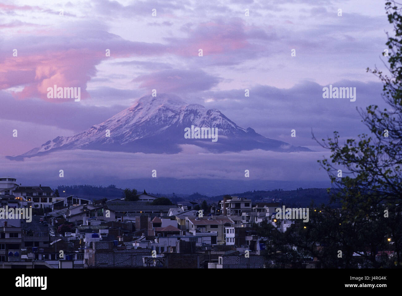 Ecuador, Riobamba, volcano Chimborazo, sundown Stock Photo - Alamy