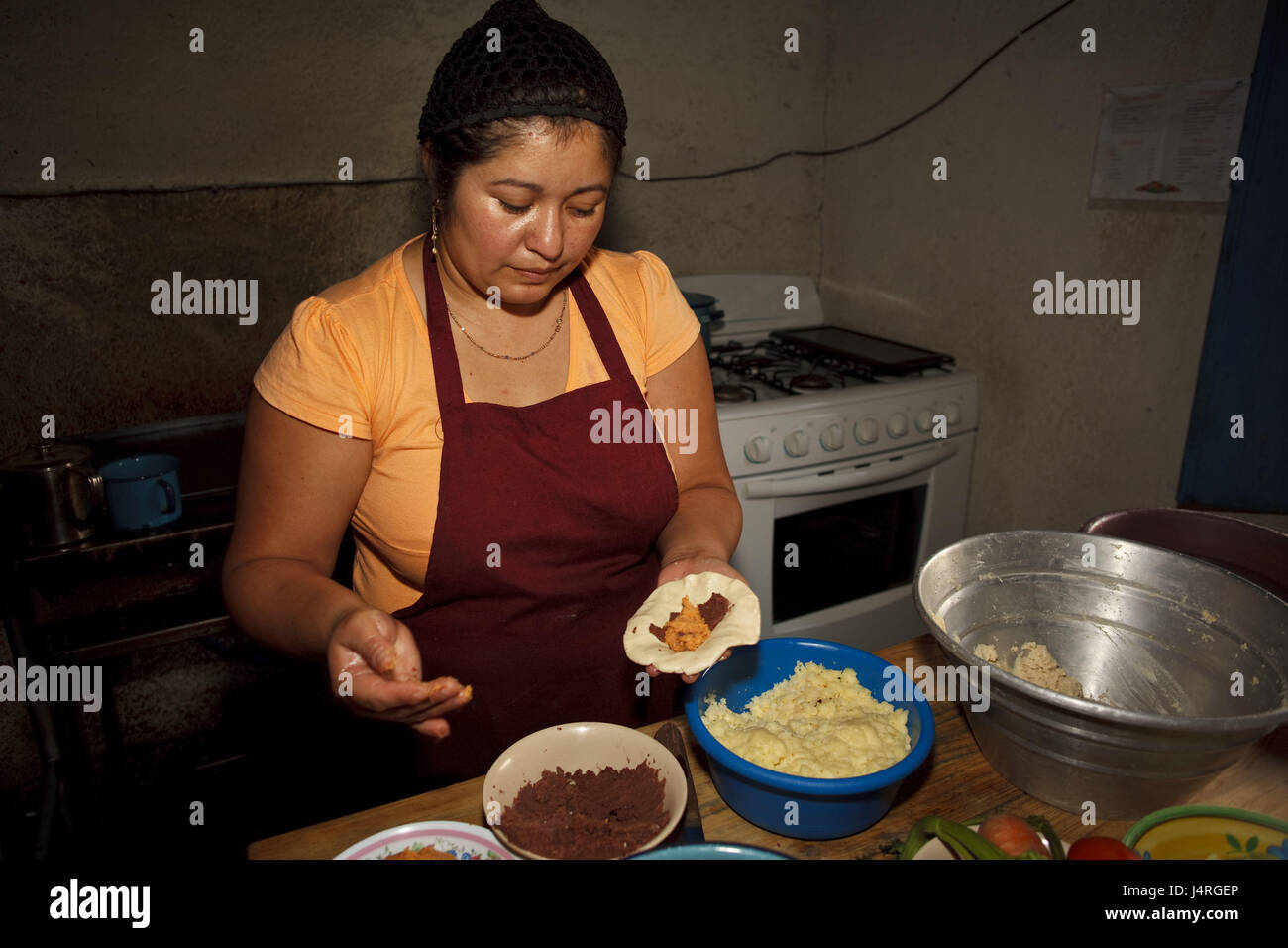 Pupusas salvador hi-res stock photography and images - Alamy