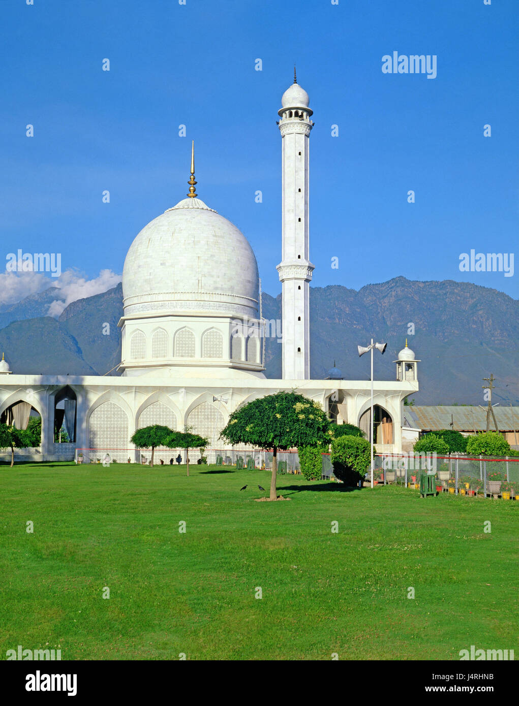 Hazratbal mosque shrine kashmir hi-res stock photography and images - Alamy