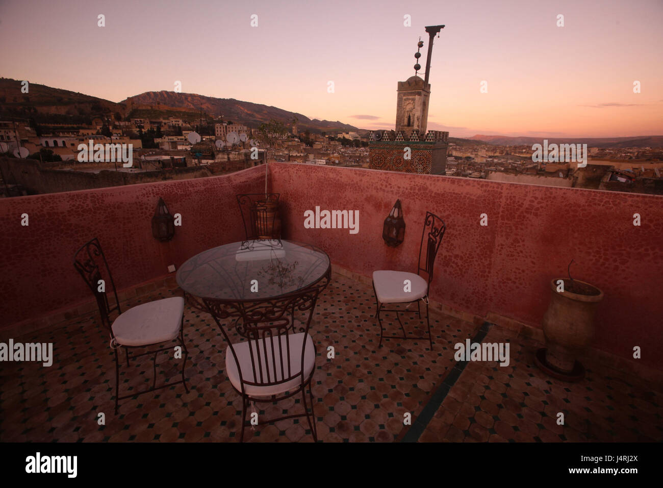 Morocco fez restaurant hi-res stock photography and images - Alamy