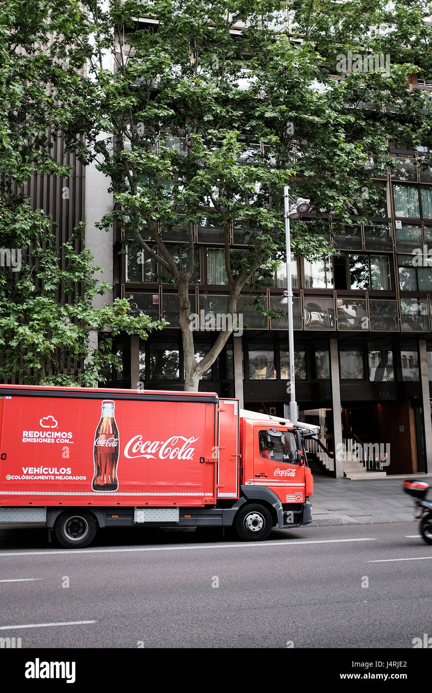 Coca cola car hi-res stock photography and images - Alamy